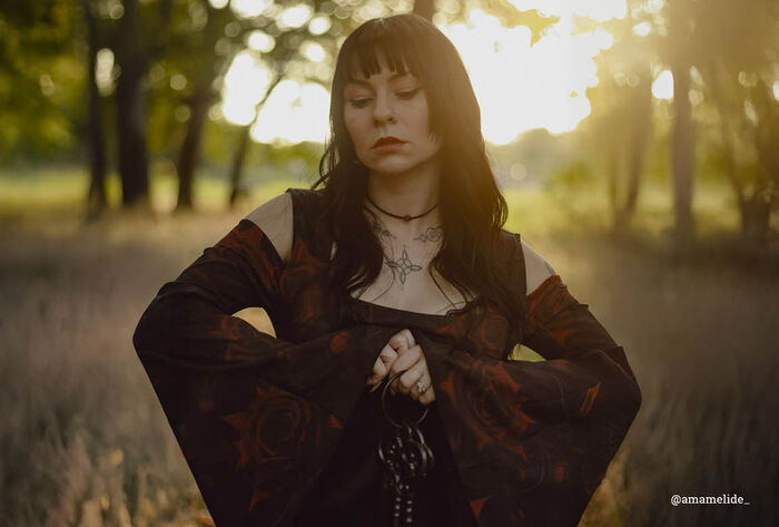 Goth kläder | Dystra och mystiska kläder | EMP